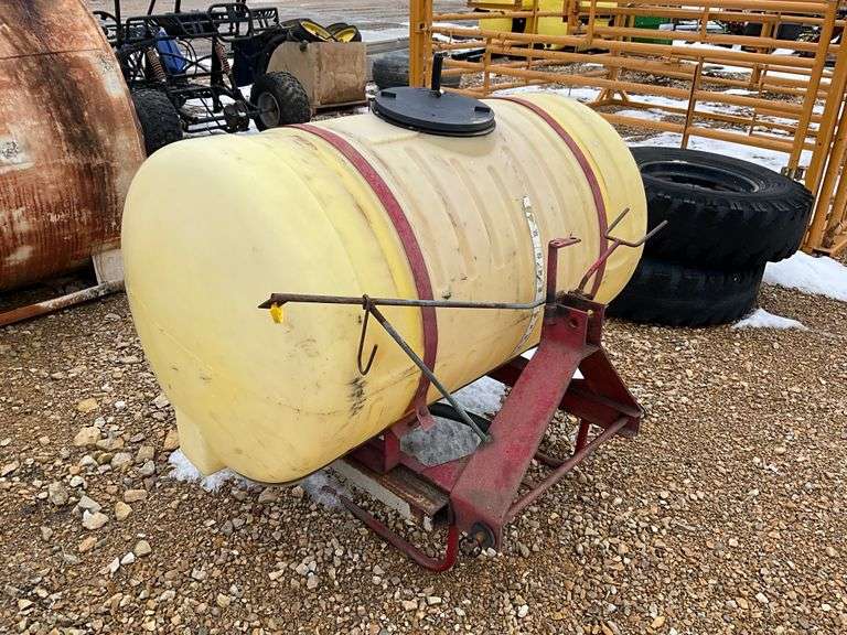150 gallon 3pt water tank - Hamilton-Maring Auction Group