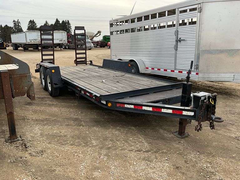 2003 Tow-master skid loader trailer, tires lik - Hamilton-Maring ...