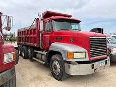 ** 1996 Mack 600 Dump truck (#10) .. tri axle; New - Hamilton-Maring ...