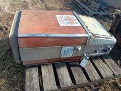 Wayne Model 400 Gas Pump - Hamilton-Maring Auction Group