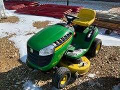 D100 John Deere lawn mower, 42" deck - Hamilton-Maring Auction Group