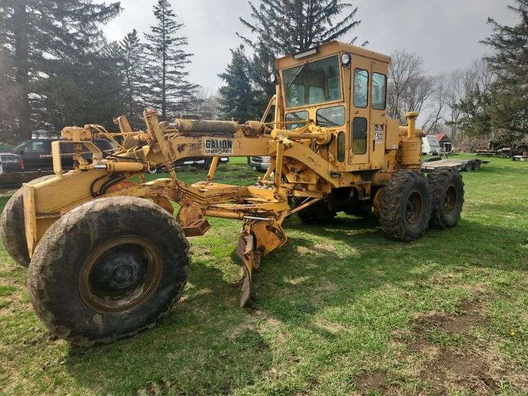 Galion Model T-500 Series A 6 Wheel Road Grader, 4 - Hamilton-Maring ...