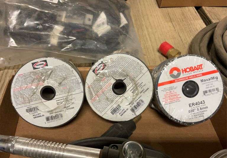 Miller spool mate 100 spool gun - Hamilton-Maring Auction Group