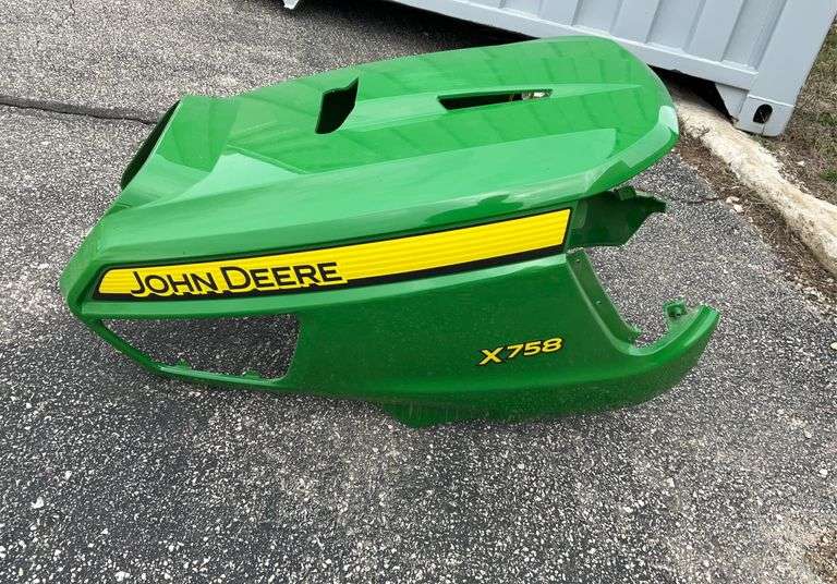 John Deere X758 Mower hood - Hamilton-Maring Auction Group