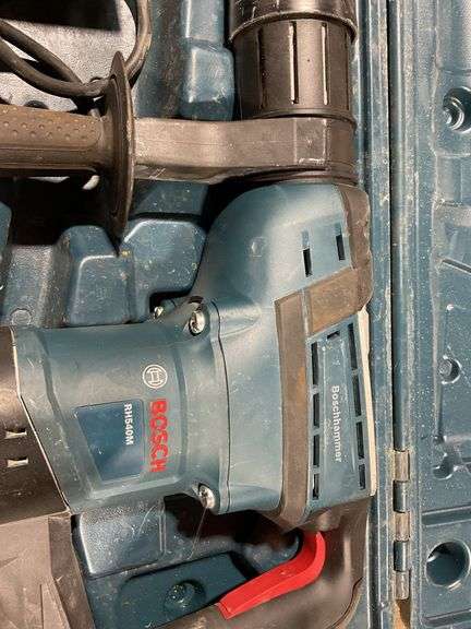 Bosch RH504M rotary hammer drill - Hamilton-Maring Auction Group