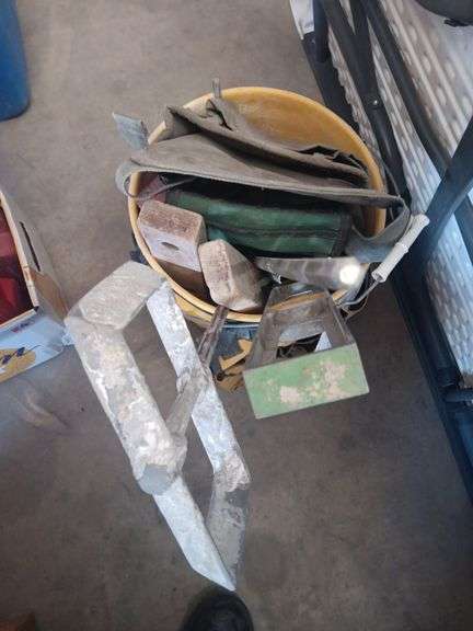 Stacker Pockets Pail Apron with Pail and Tools - Hamilton-Maring ...