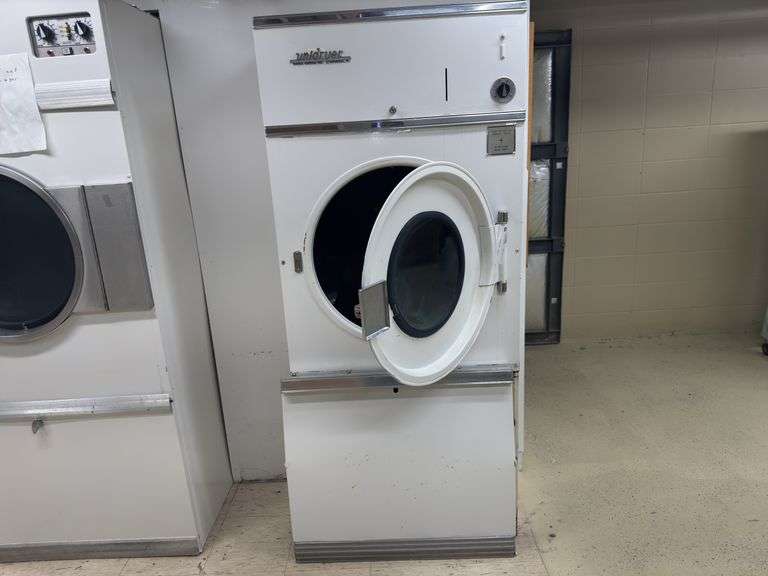 Unidryer Commercial Gas Dryer - Located in Laundry - Hamilton-Maring ...