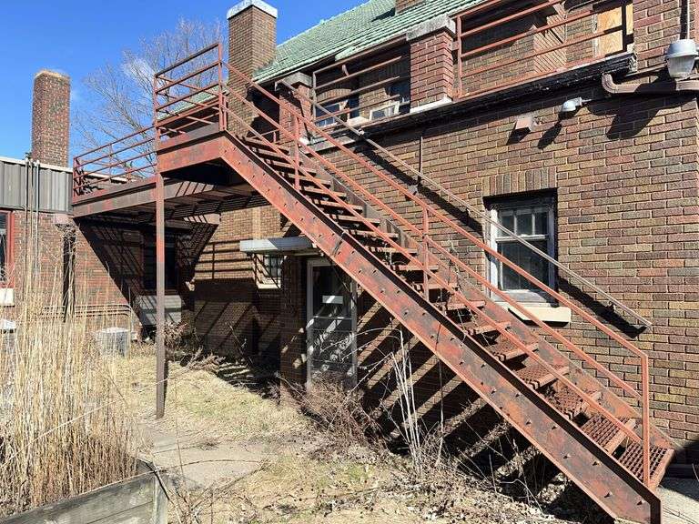 Steel Catwalk and Stairs with Guard Rails, 22' Lon - Hamilton-Maring ...