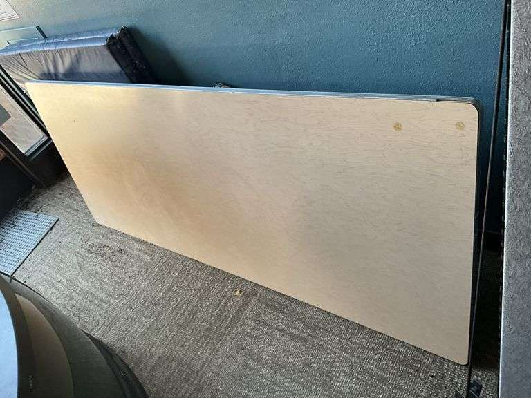 6' Foldable/Collapsing Table - Located at East Win - Hamilton-Maring ...