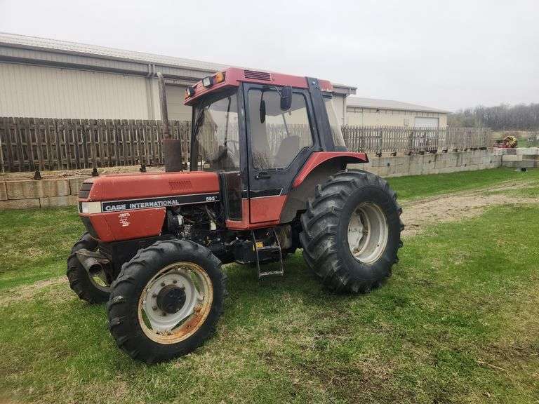 1991 Case International 595 MFWD Tractor, Enclosed - Hamilton-Maring ...