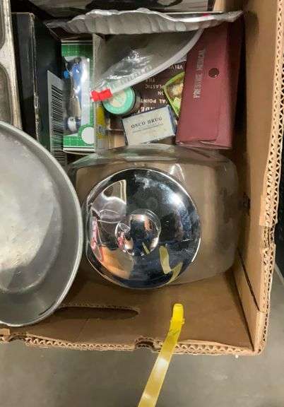 Shelf of misc containers & misc statues - Hamilton-Maring Auction Group