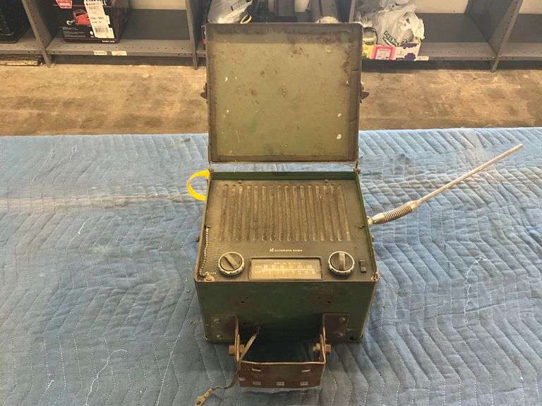 Automatic AM/FM fender mount radio **in the shop - Hamilton-Maring ...