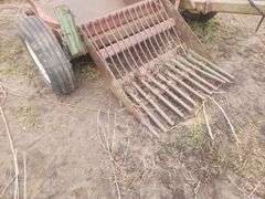 Crown Pull Type Rock Picker, Hydraulic Lift & Dump - Hamilton-Maring ...