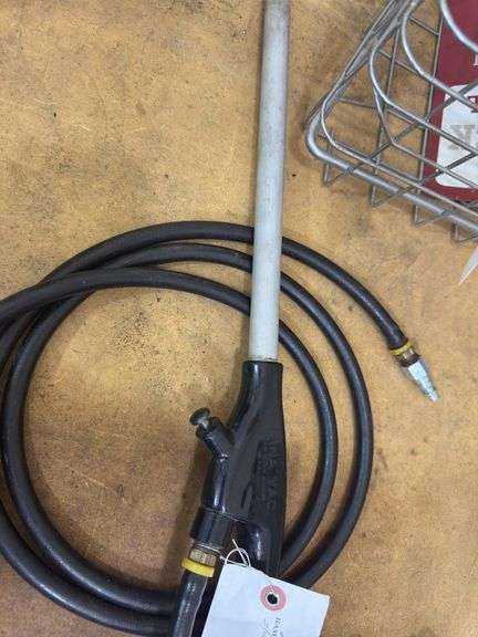 Blue - Point Mini Vac pneumatic vacuum - Hamilton-Maring Auction Group