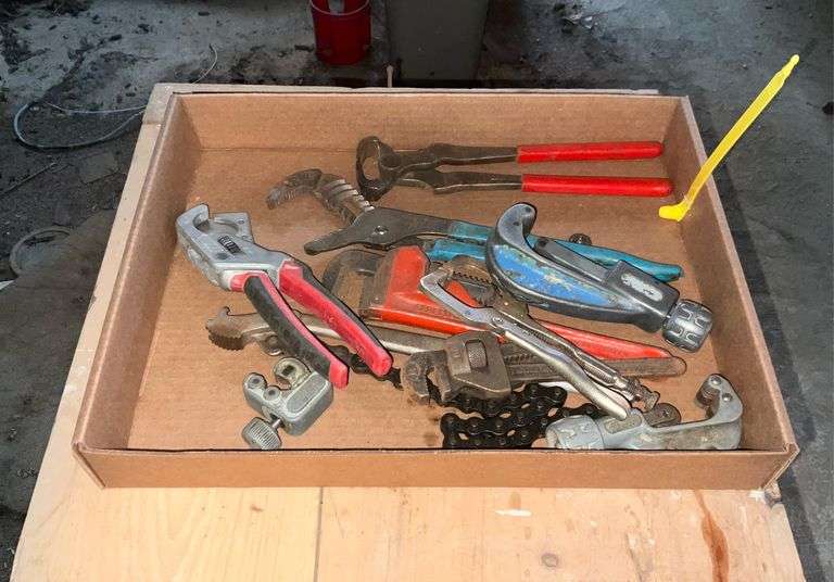 Flat of channel locks, chain wrench, pinchers & mi - Hamilton-Maring ...