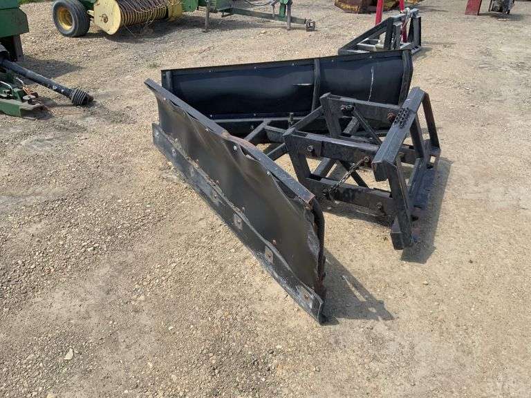 Feed Pusher, V Style, Skid Loader Mounts ** This - Hamilton-Maring ...
