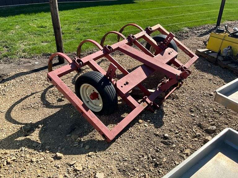 Krause Chisel plow, model #298 SN#3956 - Hamilton-Maring Auction Group