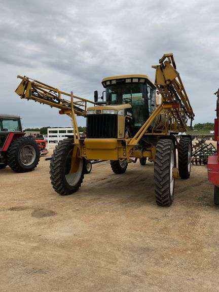 2005 Ag-Chem Rogator, 874; 90ft boom, 865 gal tank - Hamilton-Maring ...