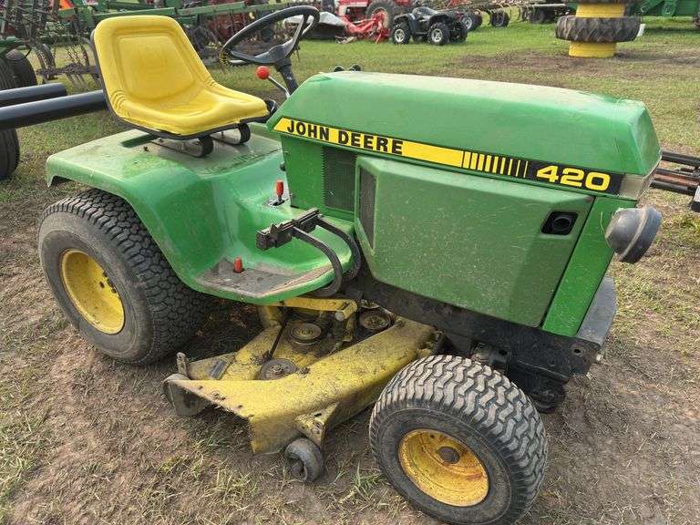 John Deere 420 Garden Tractor, 3200 Hours, Hydro, - Hamilton-Maring ...
