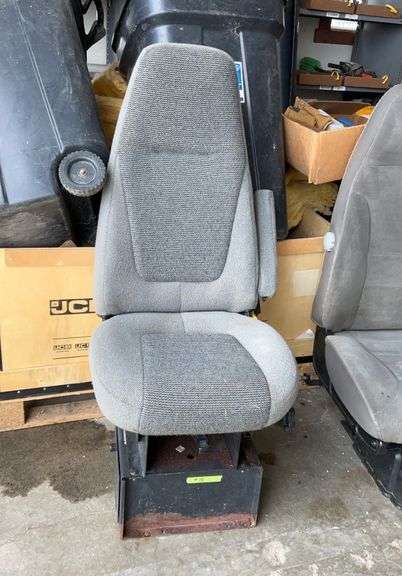 Pair of semi truck seats, driver's side has air ri - Hamilton-Maring ...