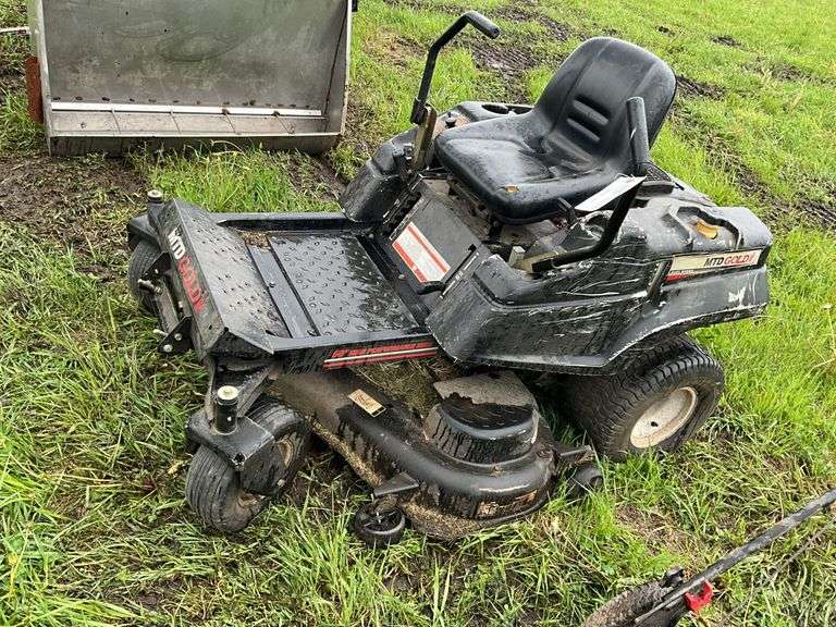 MTD Gold Zero Turn Mower, 50", Non Running, Turns - Hamilton-Maring ...