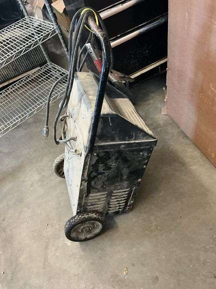 Die Hard Battery Charger w/Battery/Charging System - Hamilton-Maring ...