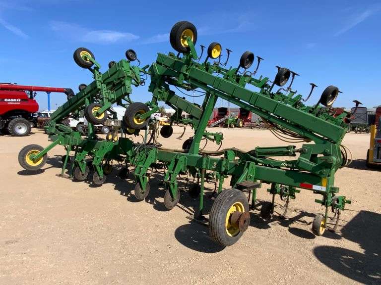 John Deere 24 row crop cultivator, 30 inch rows - Hamilton-Maring ...
