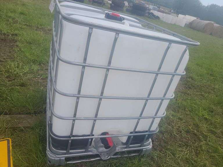 265 Gallon Poly Cage Tote - Hamilton-Maring Auction Group