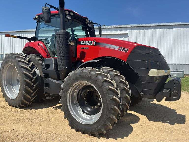 2016 Case IH 250 Magnum MFWD Tractor, 1251 Hours, - Hamilton-Maring Auction Group