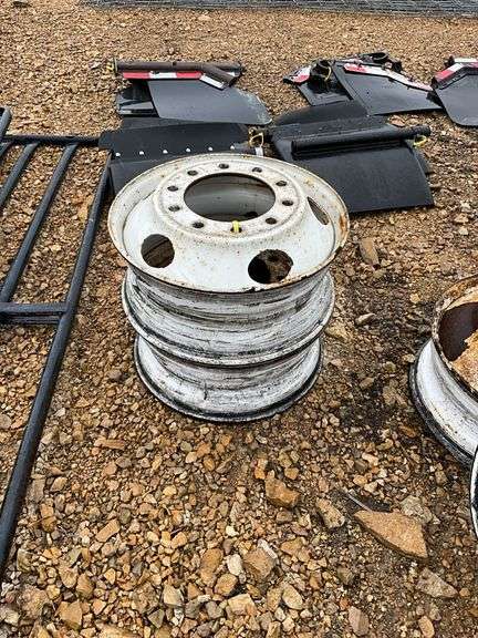 (2) 22.5 steel pilot truck rims - Hamilton-Maring Auction Group