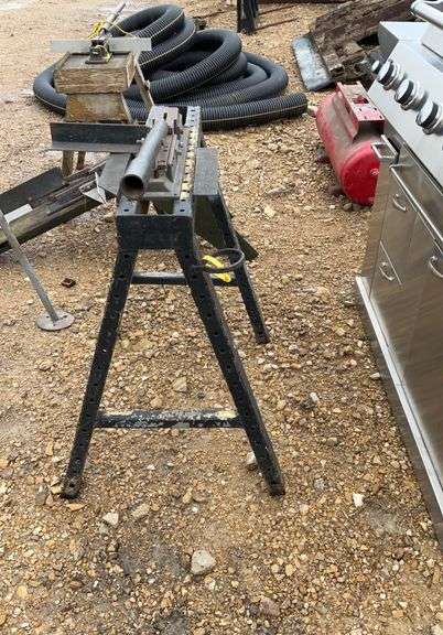 8" steel siding cutter - Hamilton-Maring Auction Group