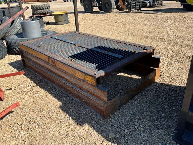 Drive over grain dump pit, homemade for swing hopp - Hamilton-Maring ...