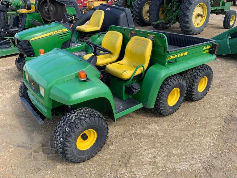 John Deere Gator, 6x4, hyd dump, gas, 1347 hours - Hamilton-Maring ...