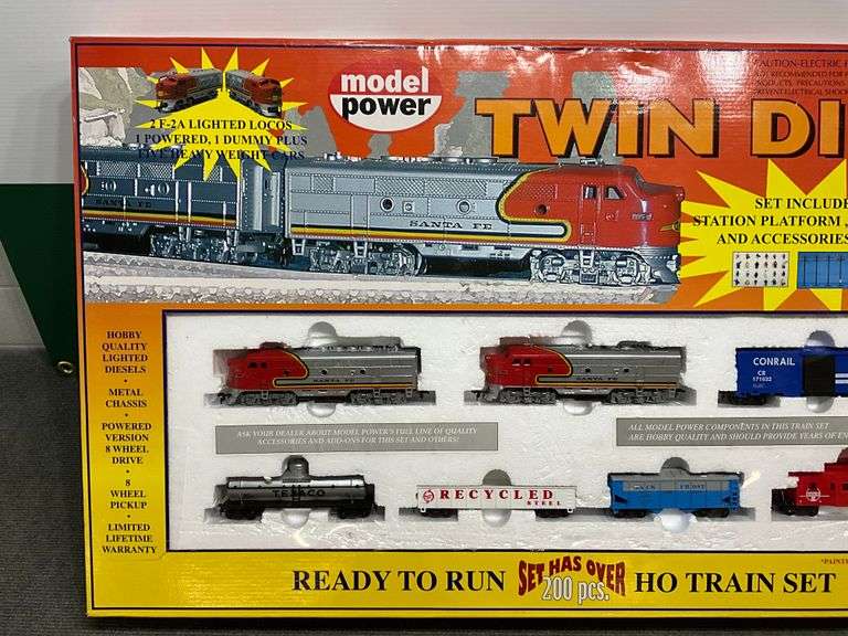 Model power twin diesel train set; #1041 HO Scal - Hamilton-Maring ...