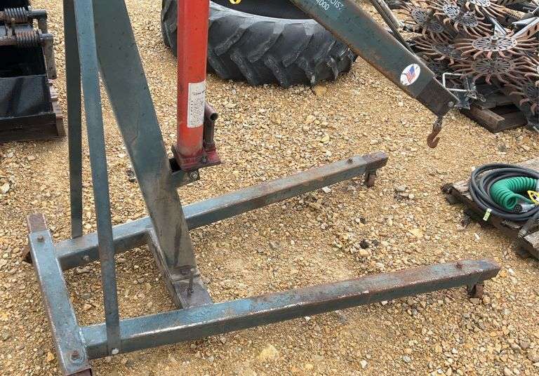 4000# cherry picker, engine hoist - Hamilton-Maring Auction Group