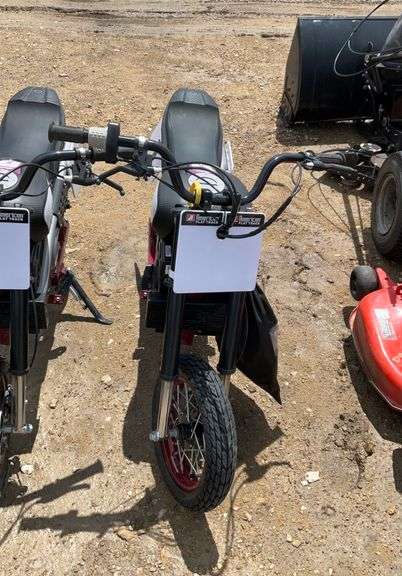 Razor Indian electric mini bike w/charger - Hamilton-Maring Auction Group