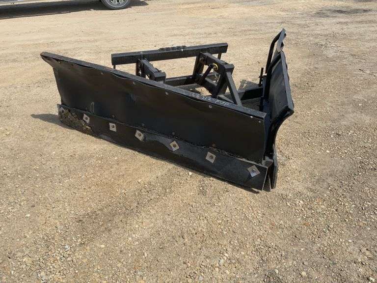 Feed Pusher, V Style, Skid Loader Mounts ** This - Hamilton-Maring ...