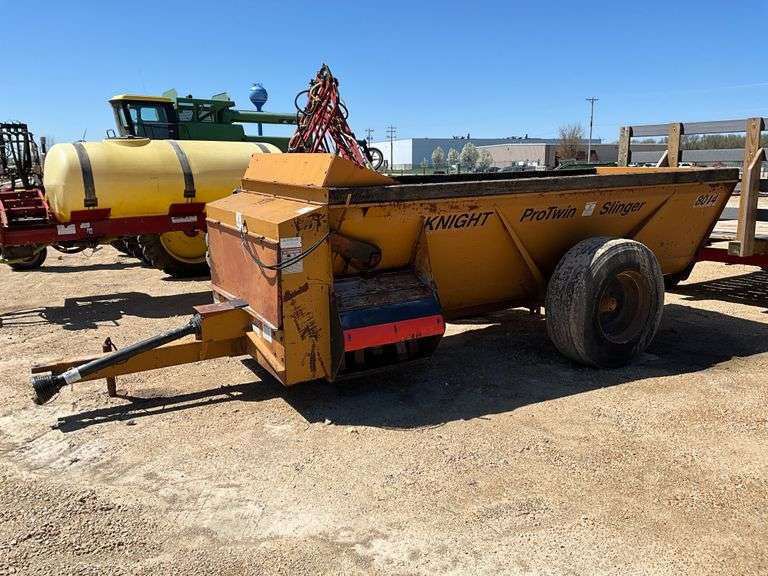 Knight 8014 Slinger manure spreader; rebuilt : new - Hamilton-Maring ...