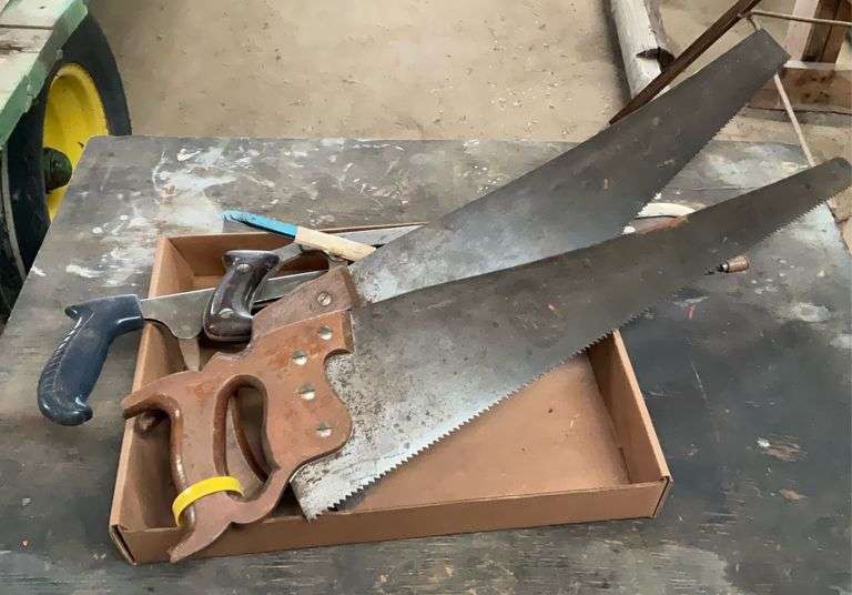 Flat of wood saws & hack saws ** Building #2 - Hamilton-Maring Auction ...