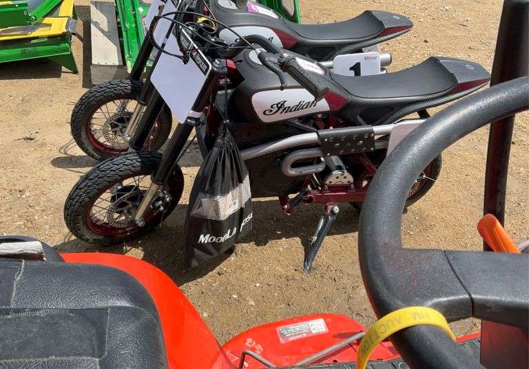 Razor Indian electric mini bike w/charger - Hamilton-Maring Auction Group