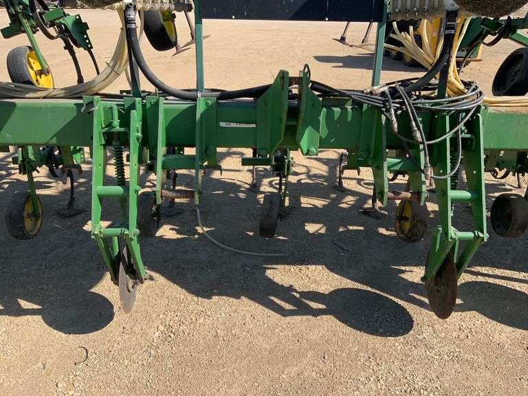 John Deere 24 row crop cultivator, 30 inch rows - Hamilton-Maring ...