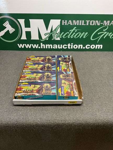 Flat of (6) Athearns Hormel black label box cars, - Hamilton-Maring ...