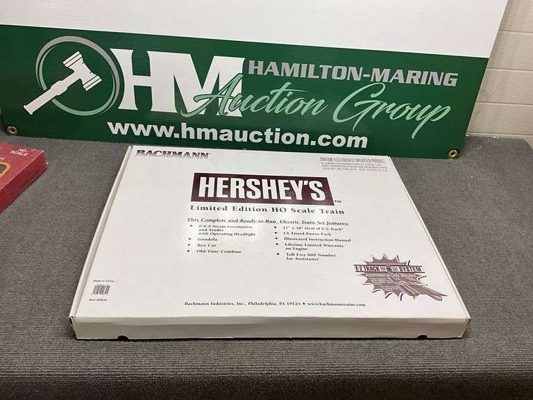 Bachmann Hershey's limited edition HO Scale train - Hamilton-Maring ...