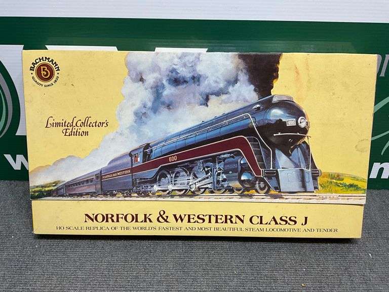 Bachmann Norfolk & Western Class J ; #410658-A4; L - Hamilton-Maring ...