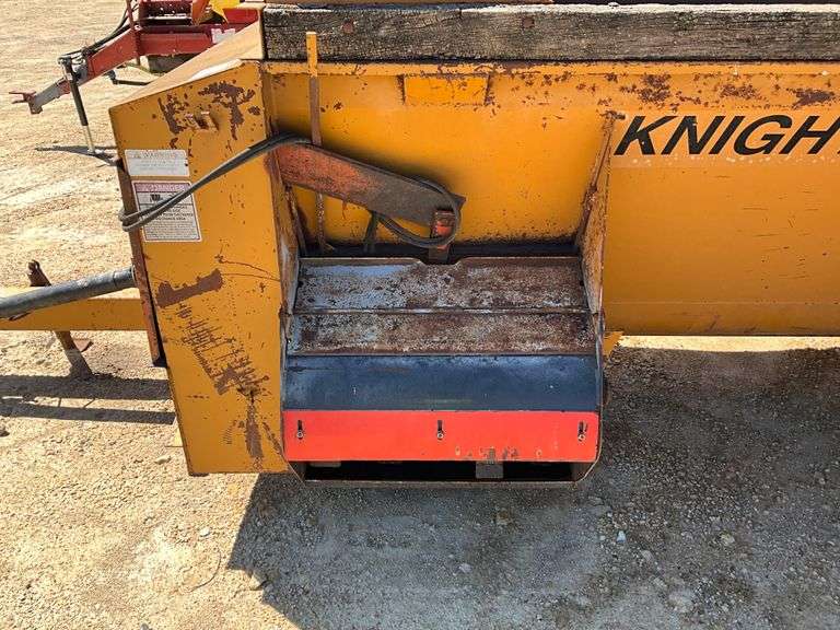 Knight 8014 Slinger manure spreader; rebuilt : new - Hamilton-Maring ...
