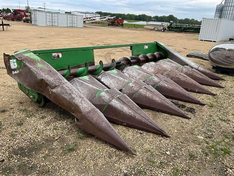 John Deere 644 Corn Head - Hamilton-Maring Auction Group