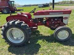 International 240 Utility Tractor, Gas, 3 Point, R - Hamilton-Maring ...