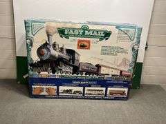 Bachmann Big Haulers; Fast mail New York Central L - Hamilton-Maring Auction Group