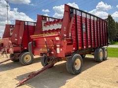 Meyer 4220 Forage Box, Front & Rear Dump, Extended - Hamilton-Maring ...