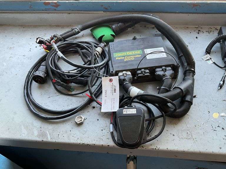 John Deere 2000 Rate Controller for dry or liquid, Raven Control Module ...